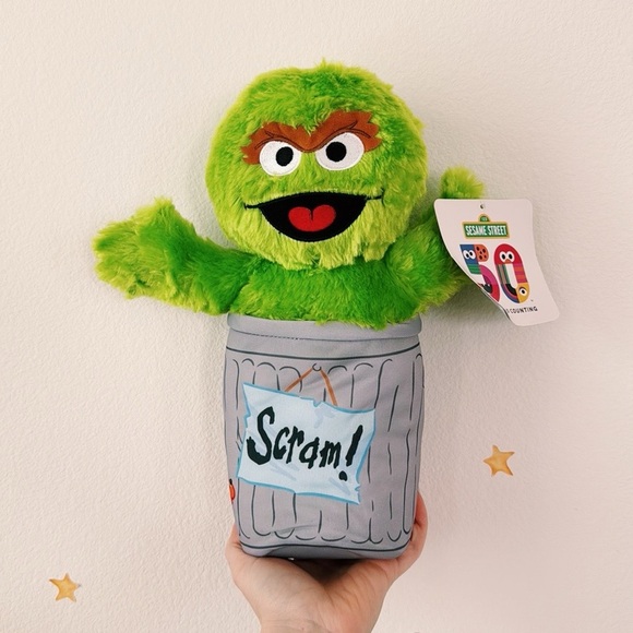 Sesame Street | Toys | Sesame Street Oscar The Grouch Plush Toy Muppets ...